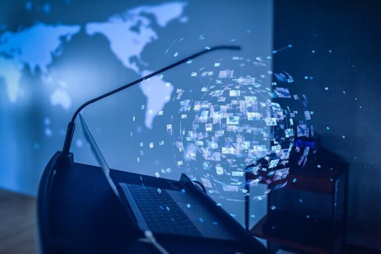 【bat基礎】remの意味と使い方を教えます！初心者向けの記事になります！ | プログラミングで業務する時は必須です！